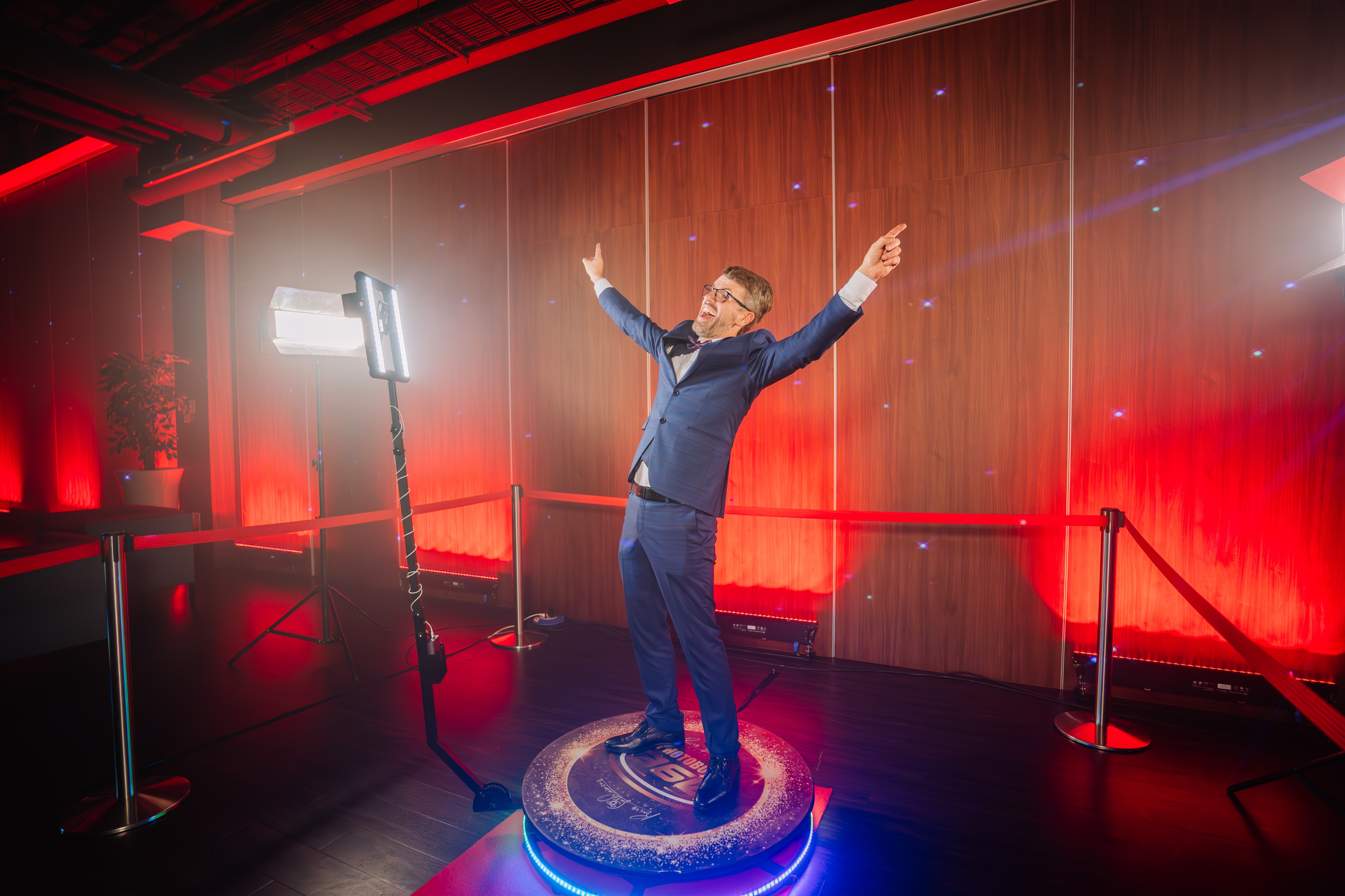 Video Booth mieten | 360° Fotobox für Events | 360Moments