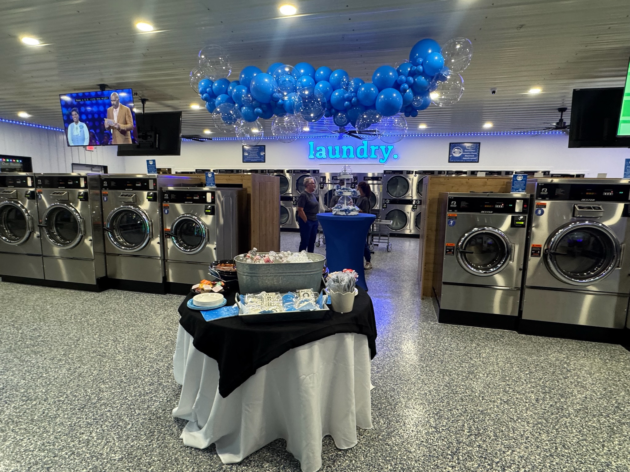 LaundryDot | Premium Laundromat and Laundry Service in Oklahoma